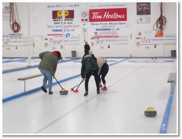 Curling – Girls PE